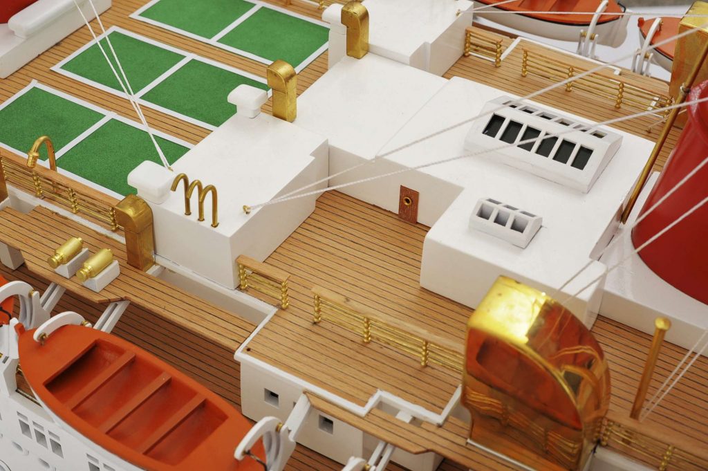 RMS Queen Mary Model Ship | Premier Ship Models US