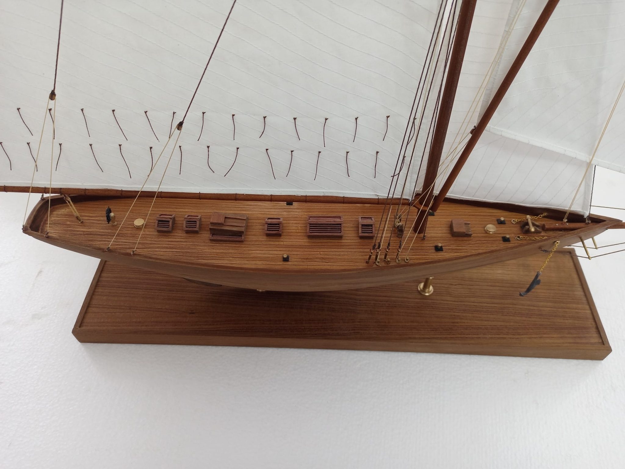 Britannia Model – PSM0008, Custom Yachts Replica, Handcrafted Yacht ...