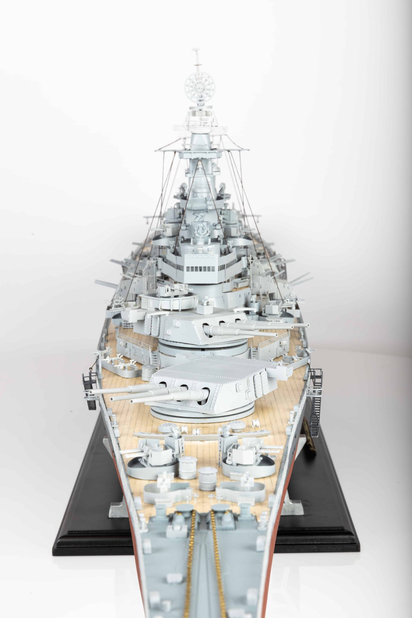 USS Missouri BB-63 Model Ship - Occre (16002) - US Premier ship Models