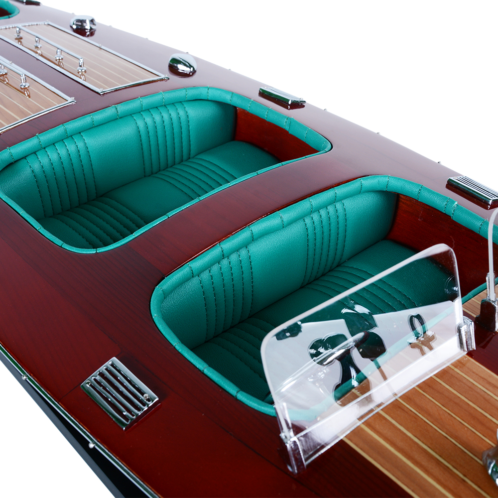 Chris Craft Triple Cockpit - OMH (B035) - US Premier ship Models