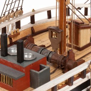 Essex Model Ship Kit (with Sails) - Occre (12006) - US Premier ship Models